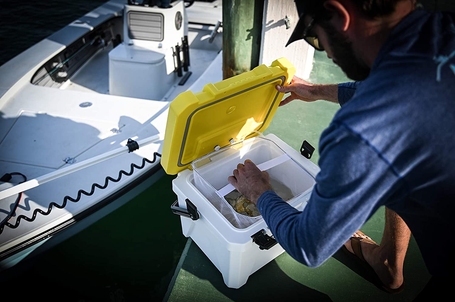How to Choose a Bait Tank For Your Boat – Boating Articles Your Boating ...